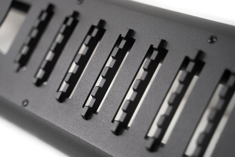 DV8 Offroad 20-23 Jeep Gladiator JT Body/Pinch Weld Mounted Step ...